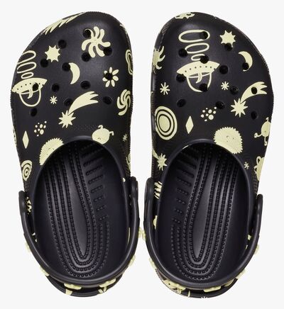 Kjøp Crocs Classic Sandaler, Glow Space